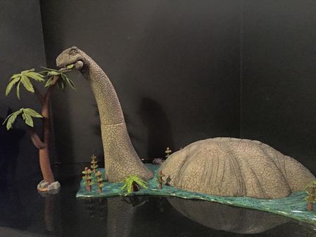 Brontosaurus - bronto03 - Prehistoric Scenes Gallery